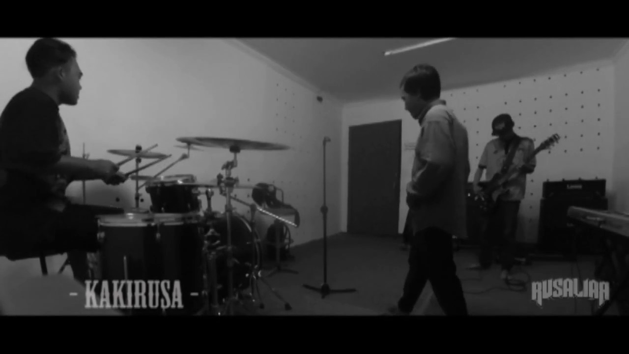 RUSALIAR - KAKI RUSA (STUDIO SESSION - LIVE) - YouTube
