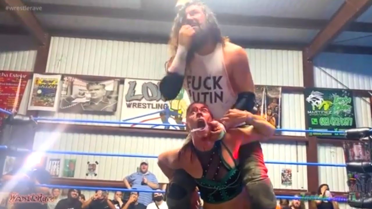 sawyer wreck vs dimitri alexanderov intergender wrestling - YouTube