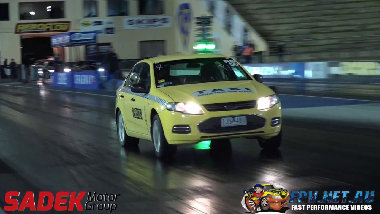 STREET MACHINE FG BARRA LPG TURBO TAXI 11.30 @ 126 MPH - YouTube