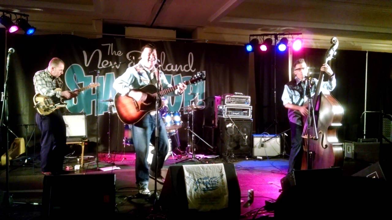 Nate Gibson at the New England Shake Up 2016! - YouTube