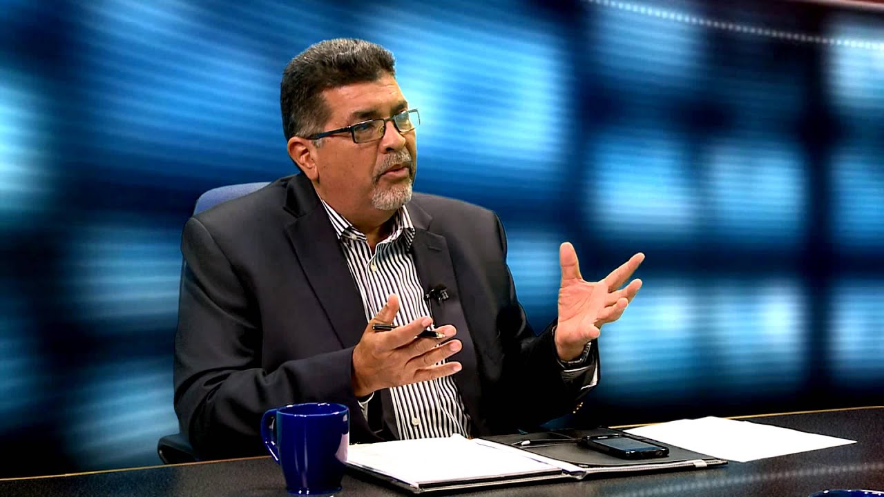 Raymond Maduro with Rafael Croes in "Al Caso" Part 2 - YouTube
