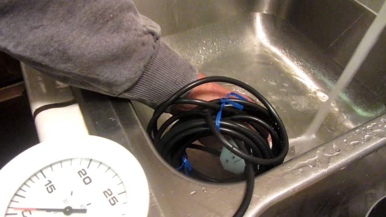 Testing analog speedometer and pitot tube for wake measuring device ...