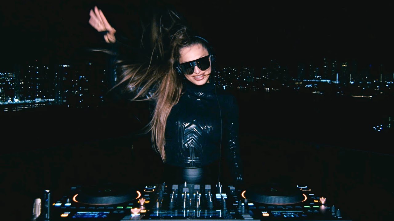 🎶 Exclusive Melodic Techno Rooftop Mix by JOOLIA | All Original Music ...