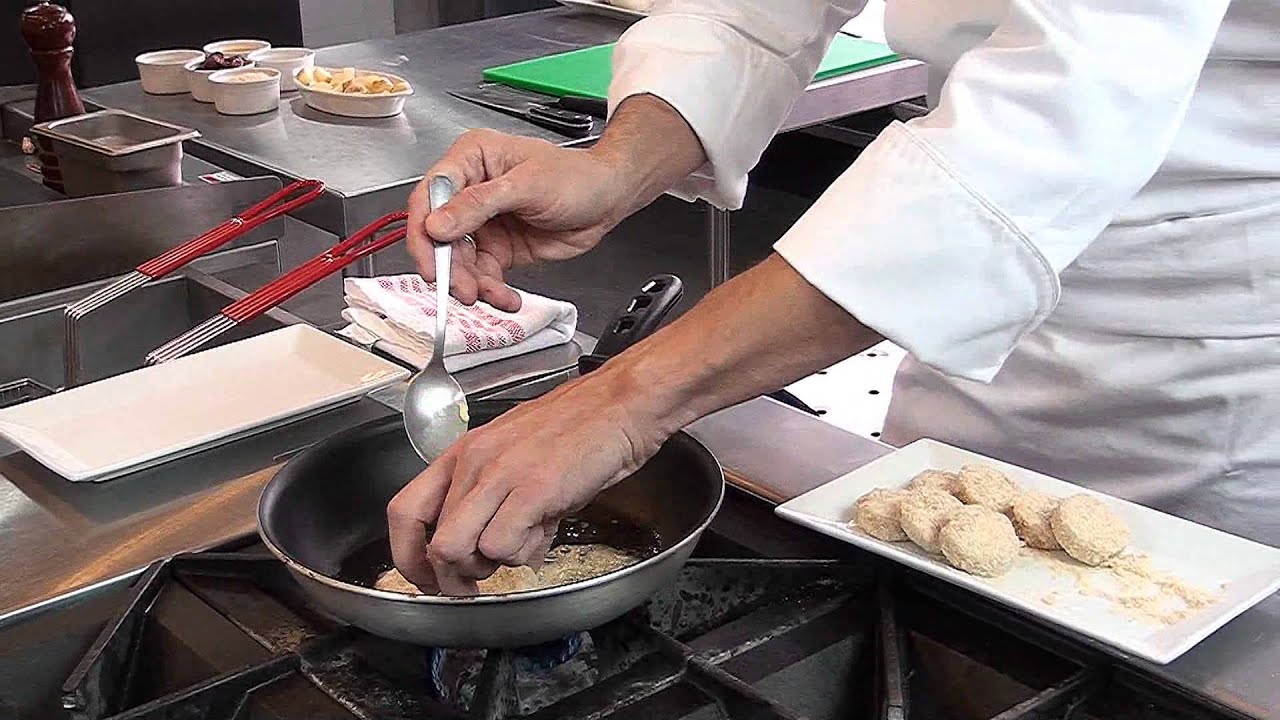 Acam - cocinando una receta con cerdo - YouTube