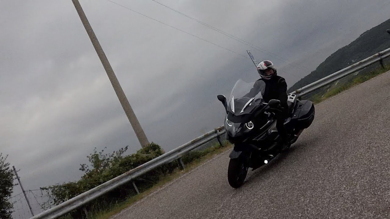 BMW K1600 Water Roulette P4-D4 - YouTube