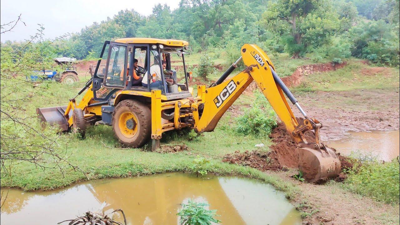 JCB Digging Well - JCB 3DX Machine dig well to Easily low cost | Well ...