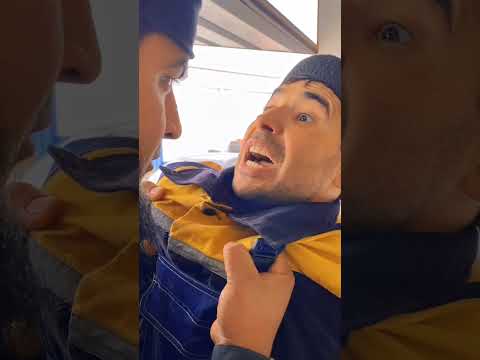 Kelingla anneyla biz xizmatda😂🤣😁 #prikol #reels #rek #video #vines #kino #top #rekkkkkkkkkkkkkkk