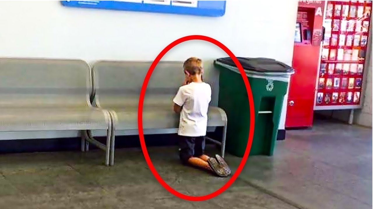 Mom Finds Boy Kneeling In Walmart And Starts To Cry When She Sees The ...