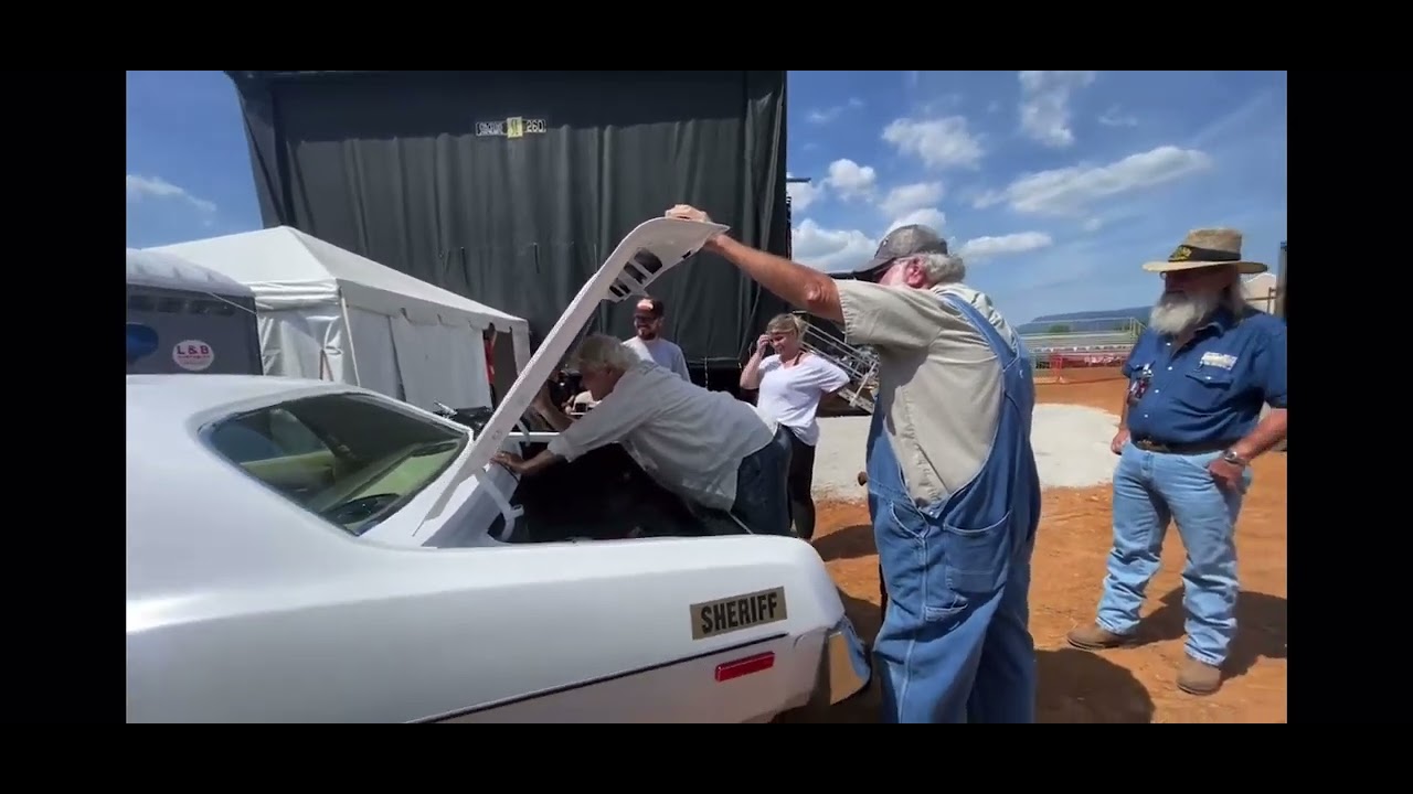 Saying Hi to Ben Cooter Jones Cooter’s in the Valley 25th Anniversary ...