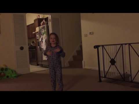 Raphaella singing Eretz Yisrael Sheli Yaffa