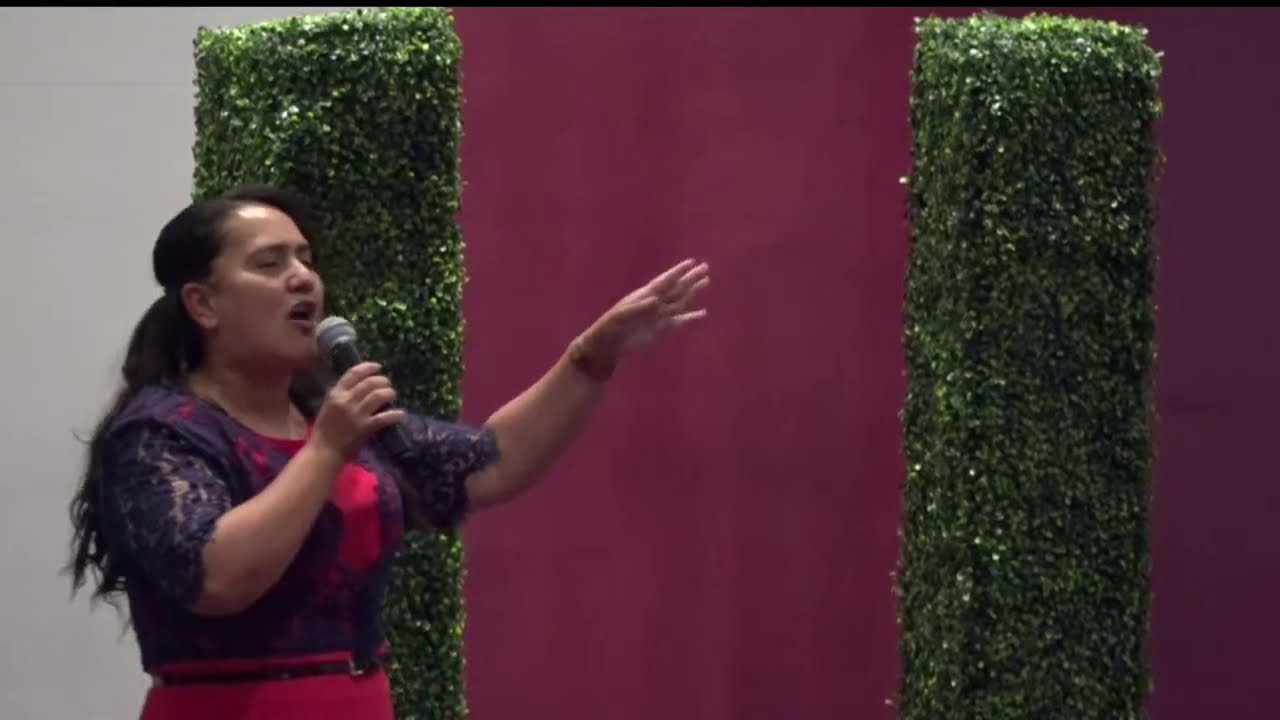 Pastor Elmer Romero en vivo - YouTube