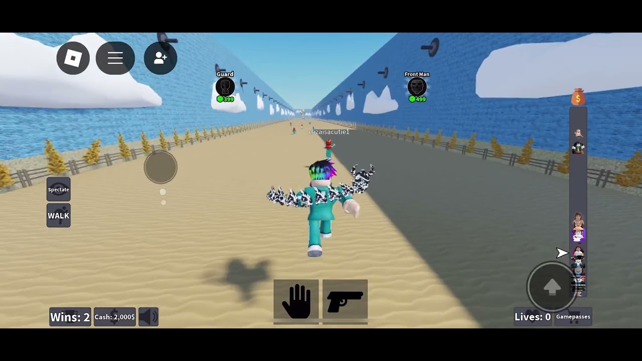 Trying to beat red light green light! - YouTube