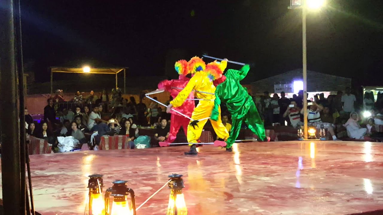 One Man Puppet Dance - Desert Safari HD - YouTube