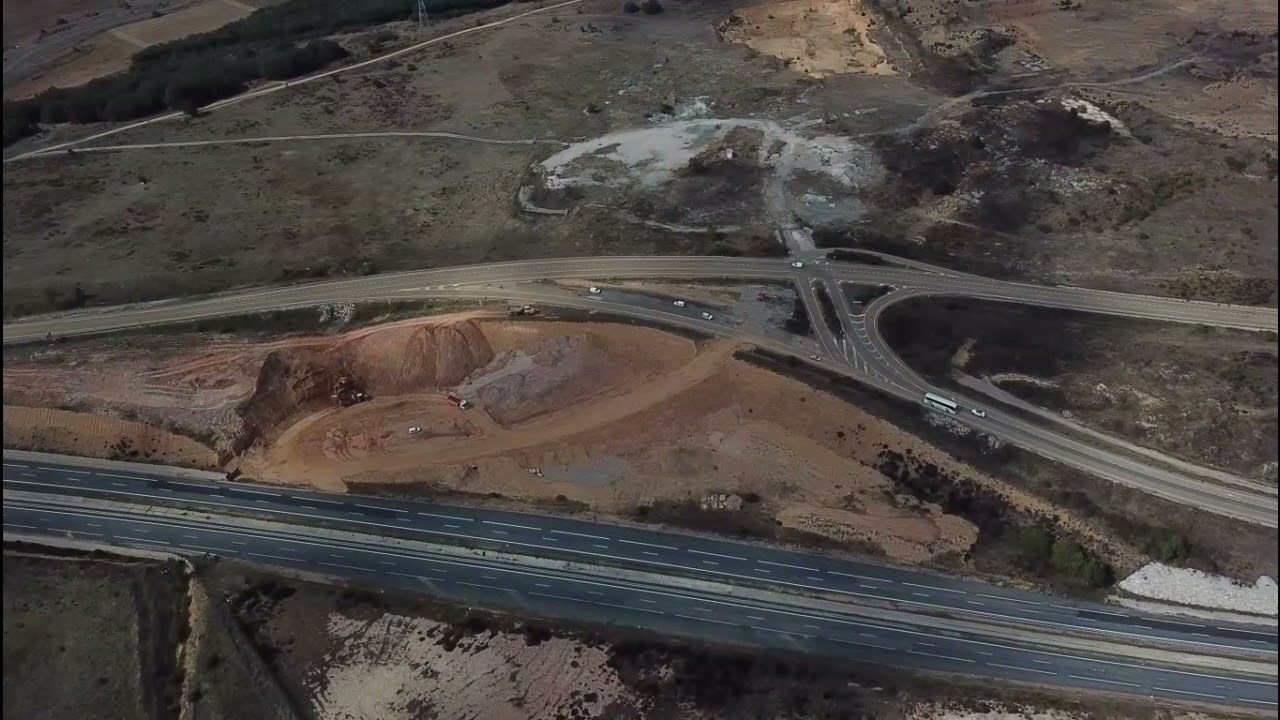 Obras autovía A-67 - YouTube