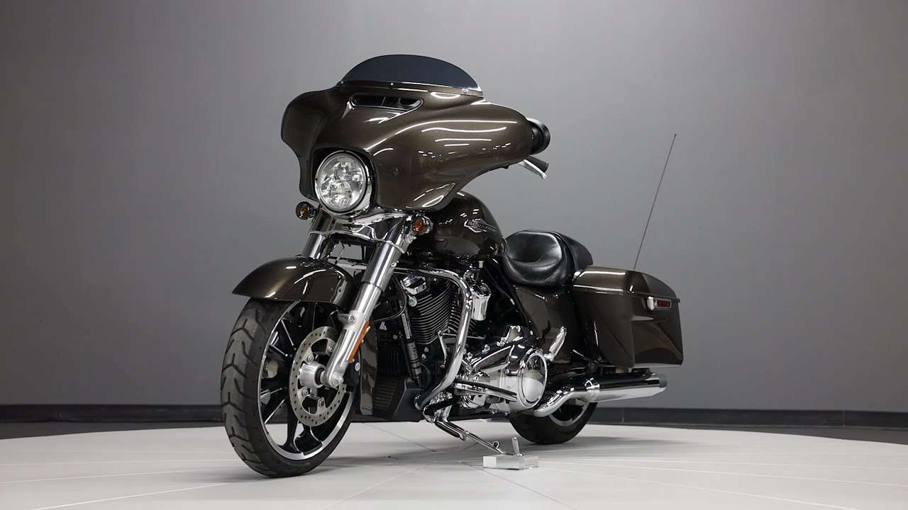 2021 HARLEY DAVIDSON STREET GLIDE FLHX TEST RIDE HAR651785 - YouTube