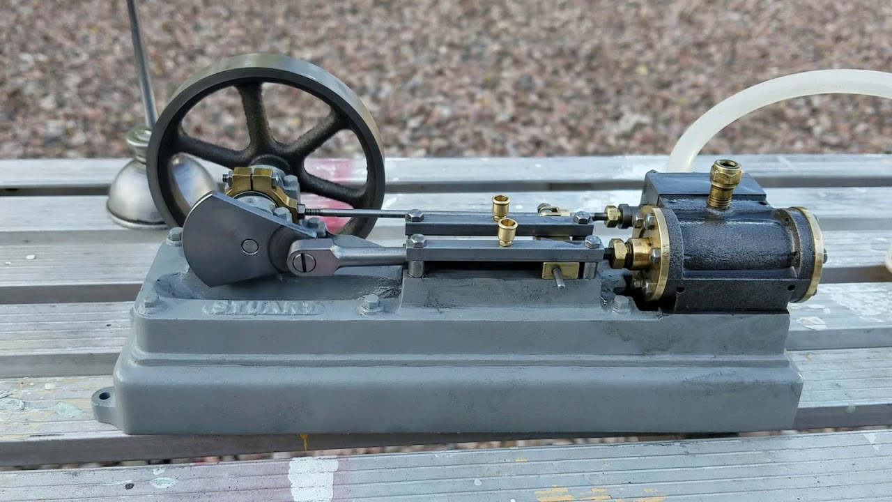 The second run of the Stuart S50 mill engine on compressed air. - YouTube