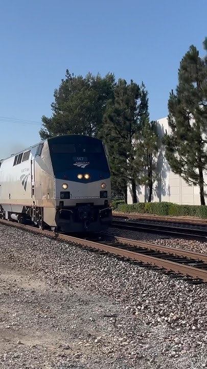 Amtrak P42DC 147 & P40DC 824 Southwest Chief 4 With a Crossing Sequence - YouTube