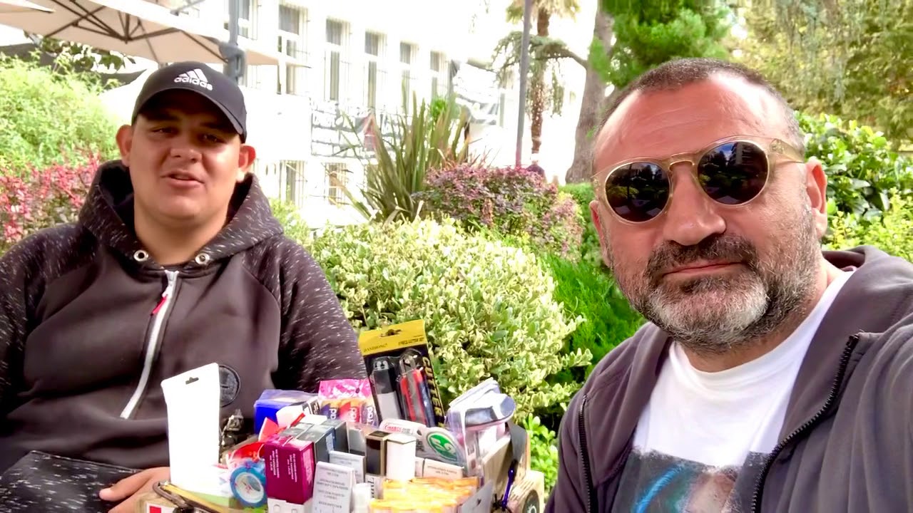 Θέλω οικόπεδα , ελικόπτερα .... με τον Παρασκευα - YouTube