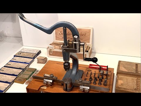 KWM Clock Bushing Tool with many many Bushes - YouTube