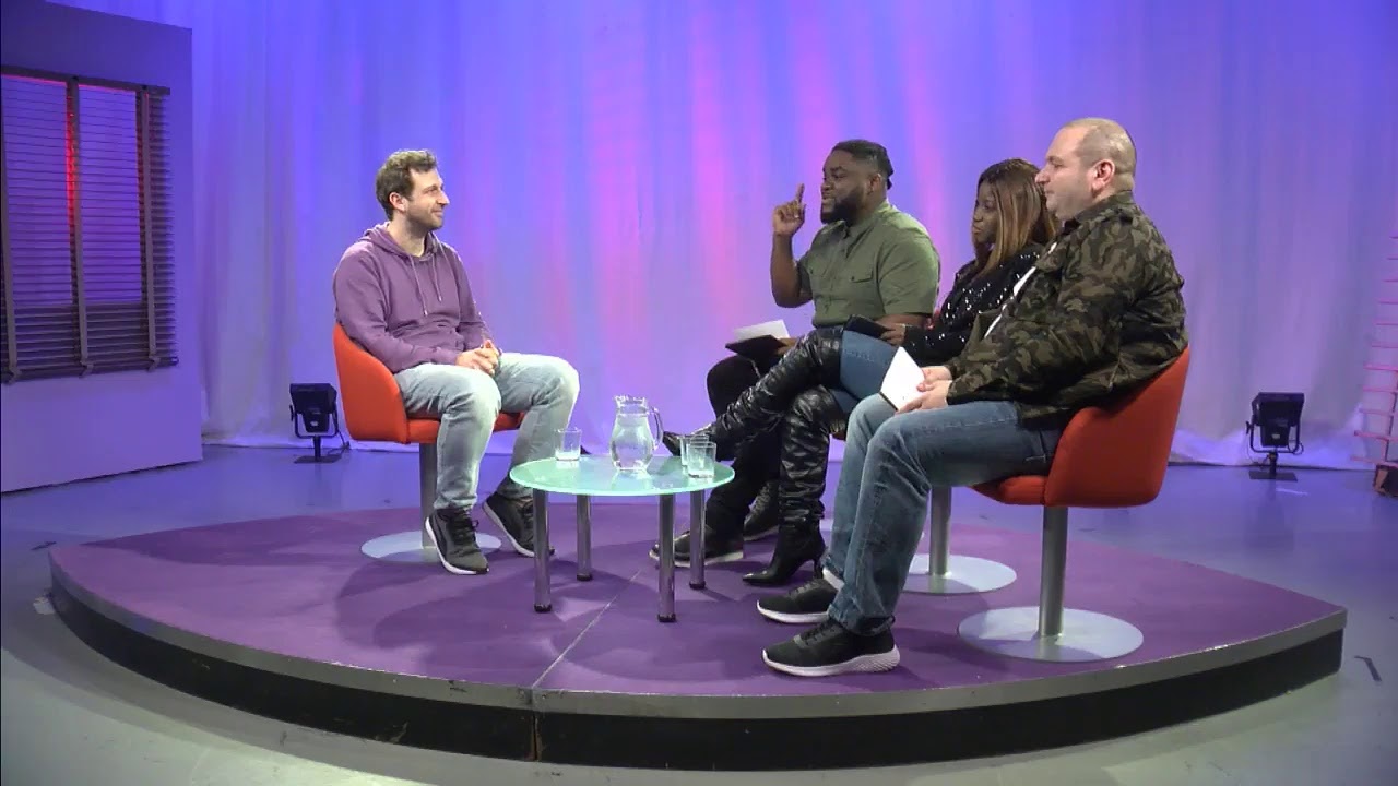 Interview with Radu Isac, Standup Comedian - YouTube