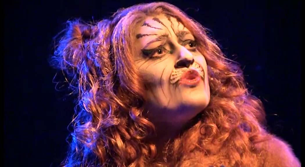 Stars 2013 - Helen Eames is Elaine Paige - YouTube