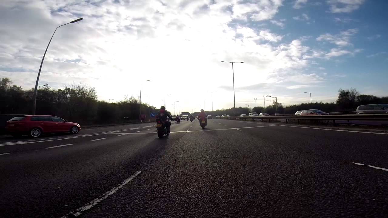 Ring Of Red M60 Manchester 09/11/2014 - YouTube