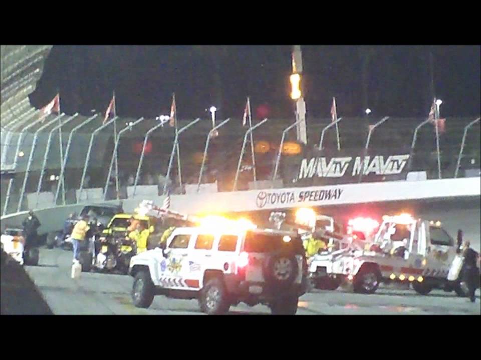 Turkey Night GP Sprint Car race - YouTube