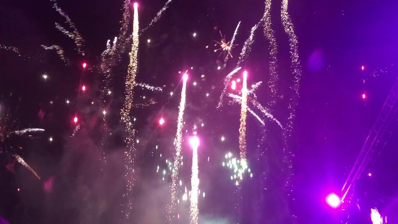 2018 happy new year Sentosa siloso beach party - YouTube