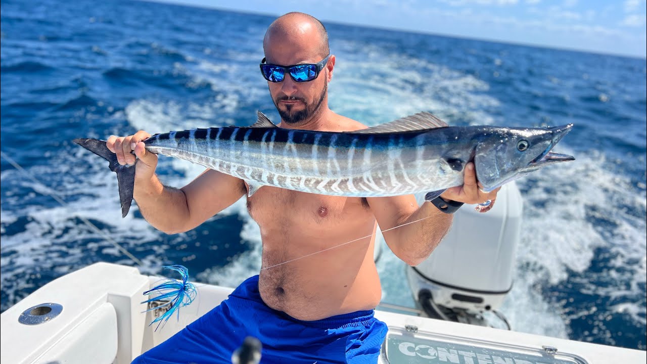 Picking up a Wahoo & Tuna while fishing in Fort Lauderdale FL - YouTube