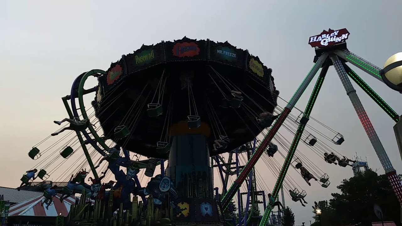 GOTHAM CITY Crime Wave at Six Flags New England - YouTube