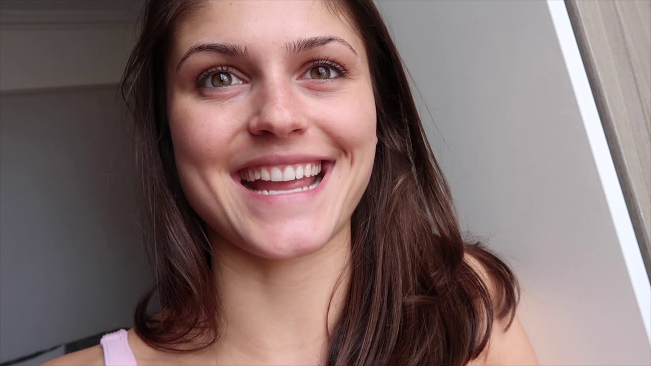 LIVEFITELLE: WIFE OR SIDE