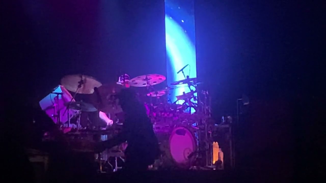 311 - Applied Science and drum solo - Live at Rapids Theater in Niagara ...