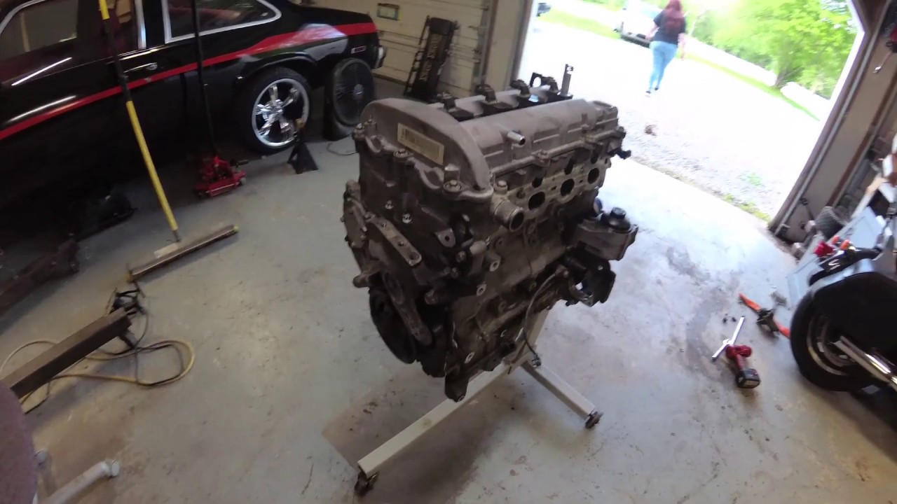 2008 Chevy HHR 2.2 ecotec engine replacement part 2 - YouTube