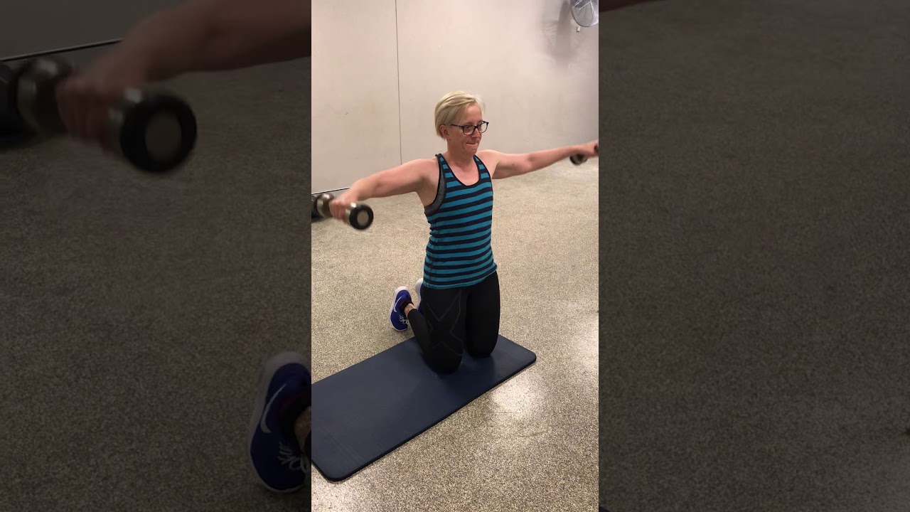 Lateral shoulder raises - YouTube