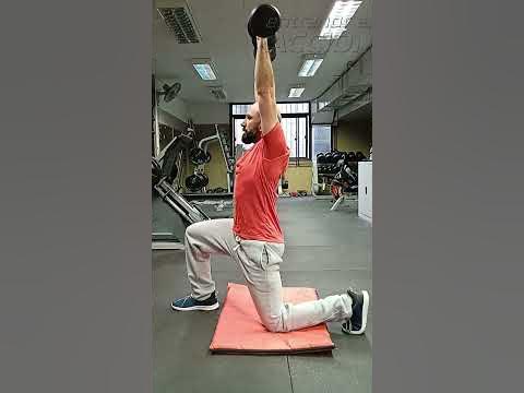 EMPUJE VERTICAL MEDIA/O ARRODILLADA/O UNILATERAL CON MANCUERNAS - YouTube