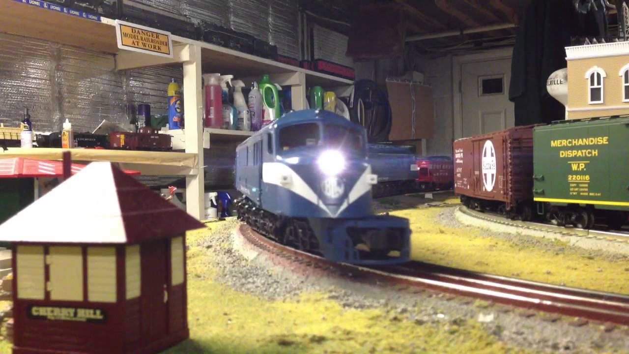 Lionel Vision Baldwin Demonstrator Centipedes - YouTube