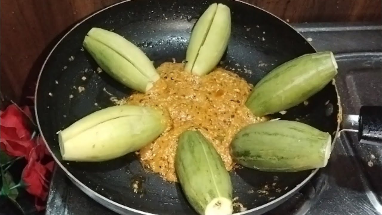 ବିନା ପିଆଜ ରସୁଣ ରେ ପୂର ଦିଆ ଗୋଟା ପୋଟଳ ଭଜା Stuffed Potol Fry in Odia Gota ...