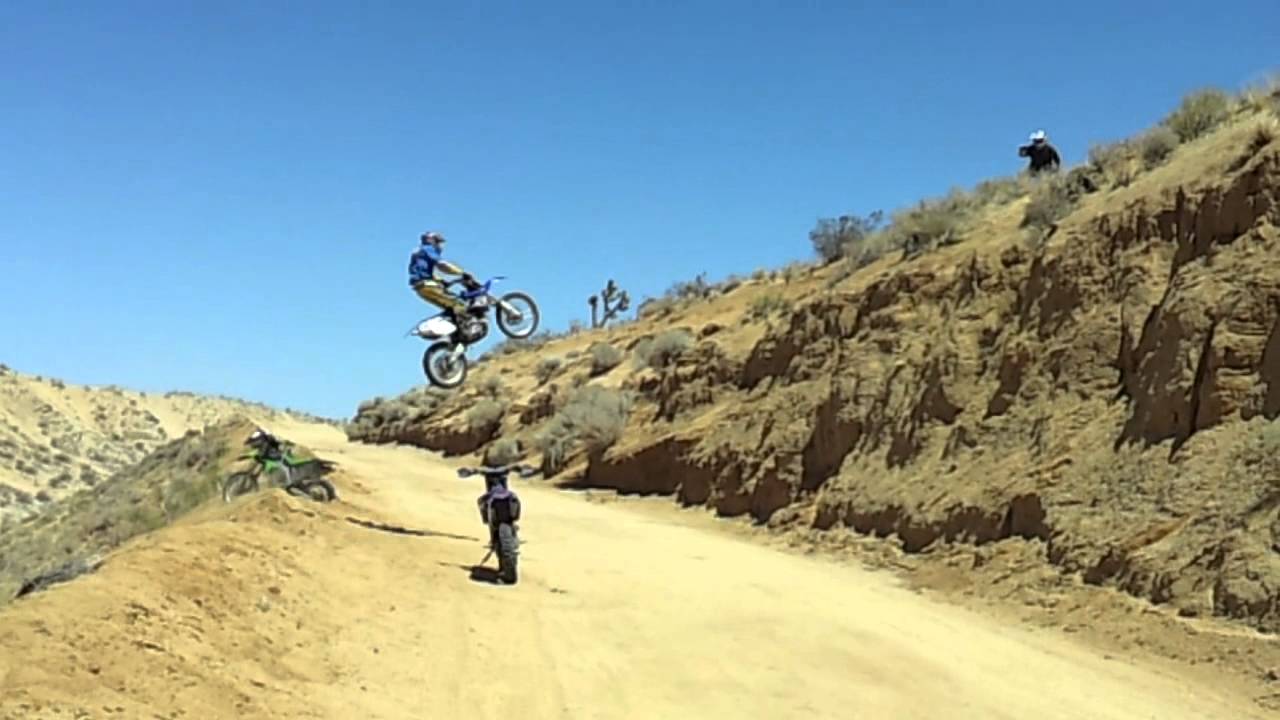 Road jump Dove springs Mojave - YouTube