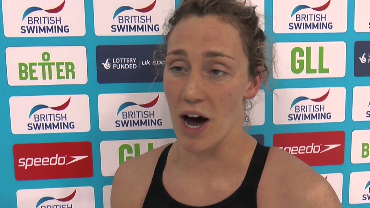 Lizzie Simmonds Wins Gold in the 100m Backstroke at the British ...