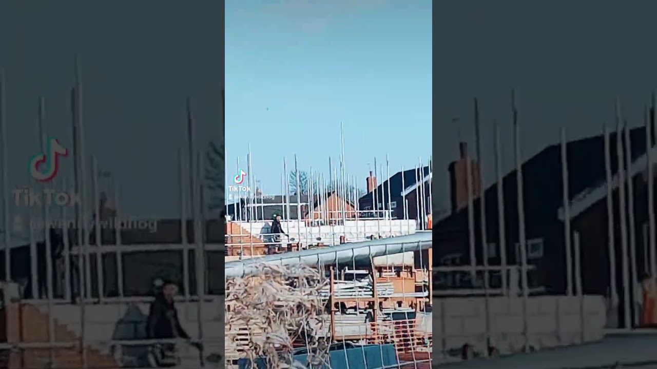 Can I get a hoyaaa on the builders yard - YouTube