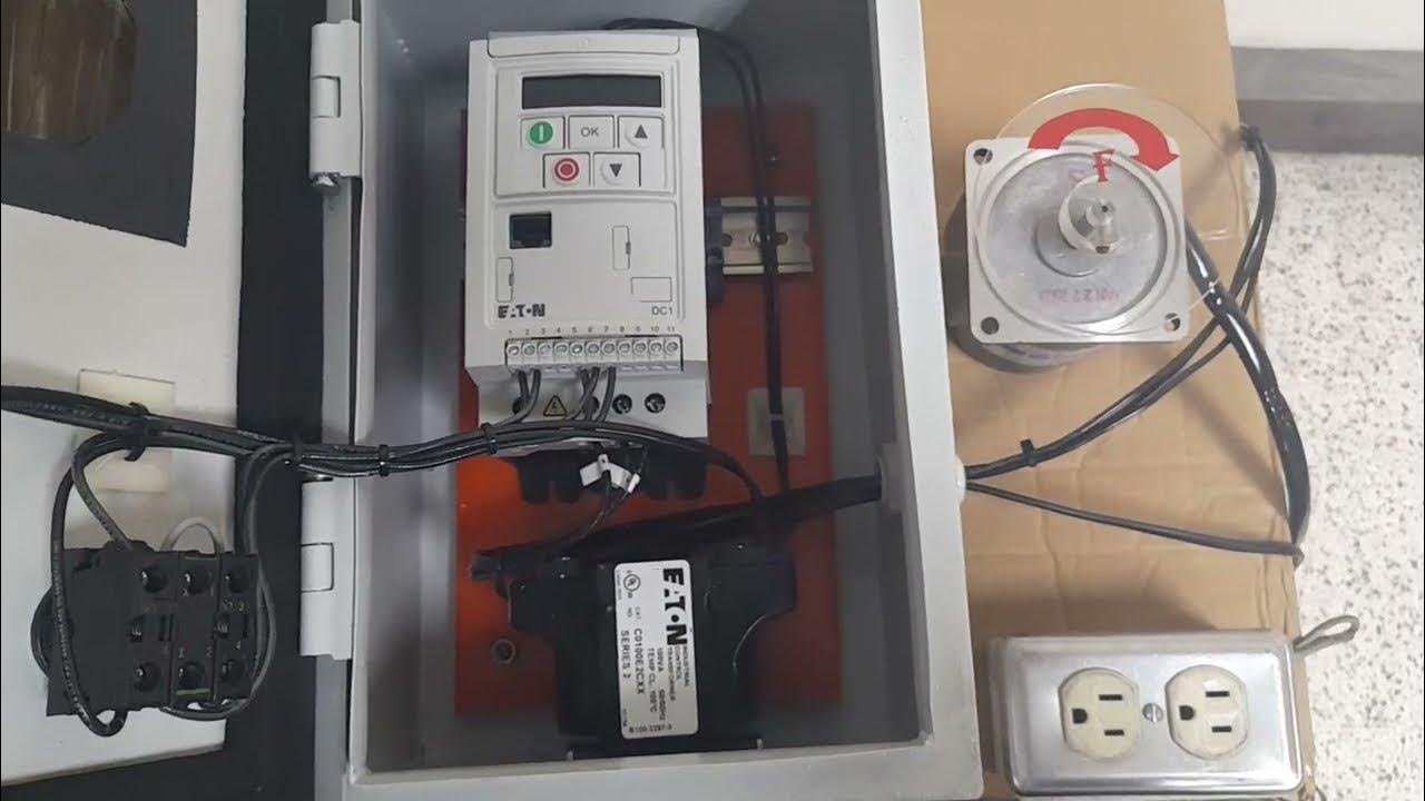 Configuración Básica de Variador DC1 Eaton - YouTube