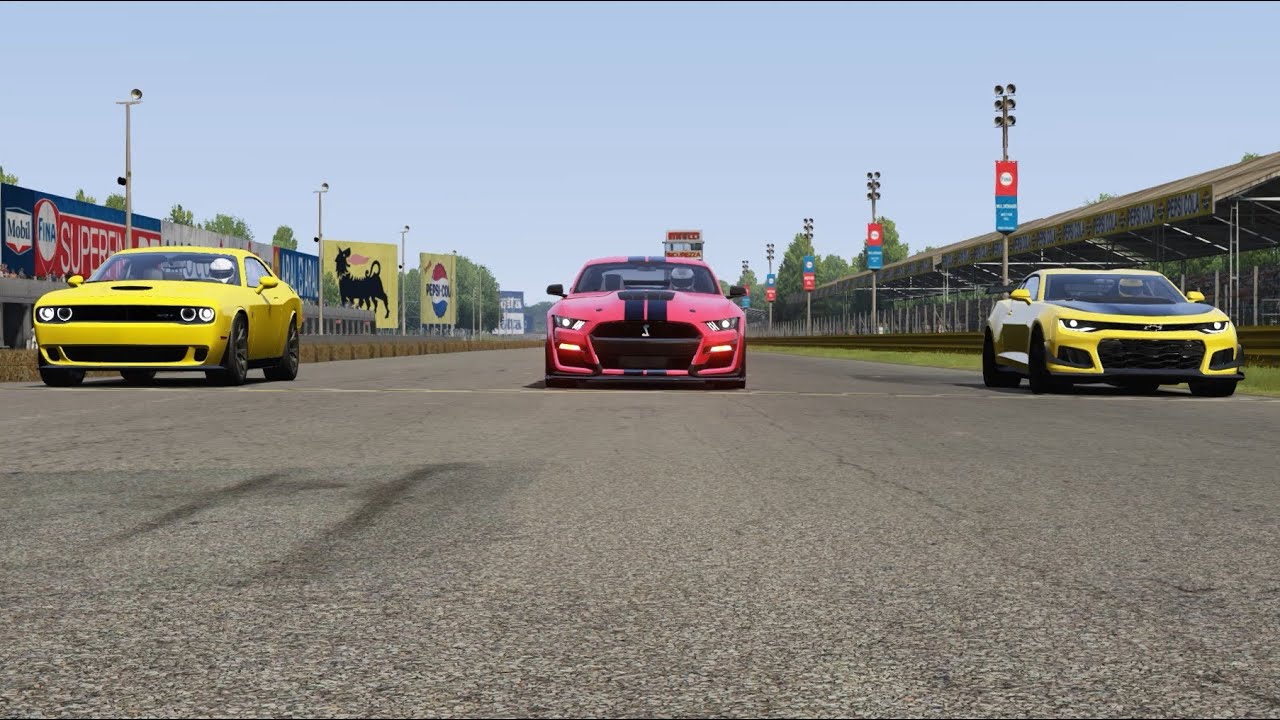 Ford Mustang Shelby GT500 vs Dodge Challenger SRT Hellcat vs Chevrolet ...