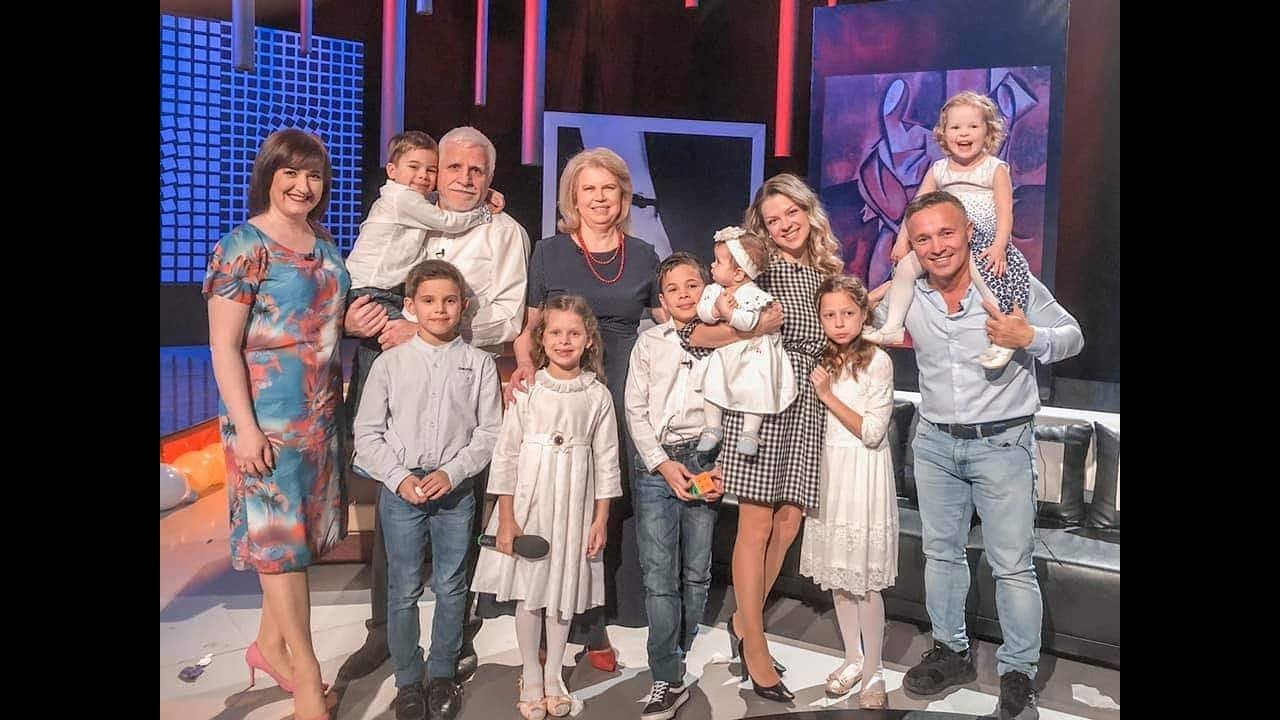 O seara in familie cu Marina si Teodor Carnat, Liuba si Stefan Uritu ...