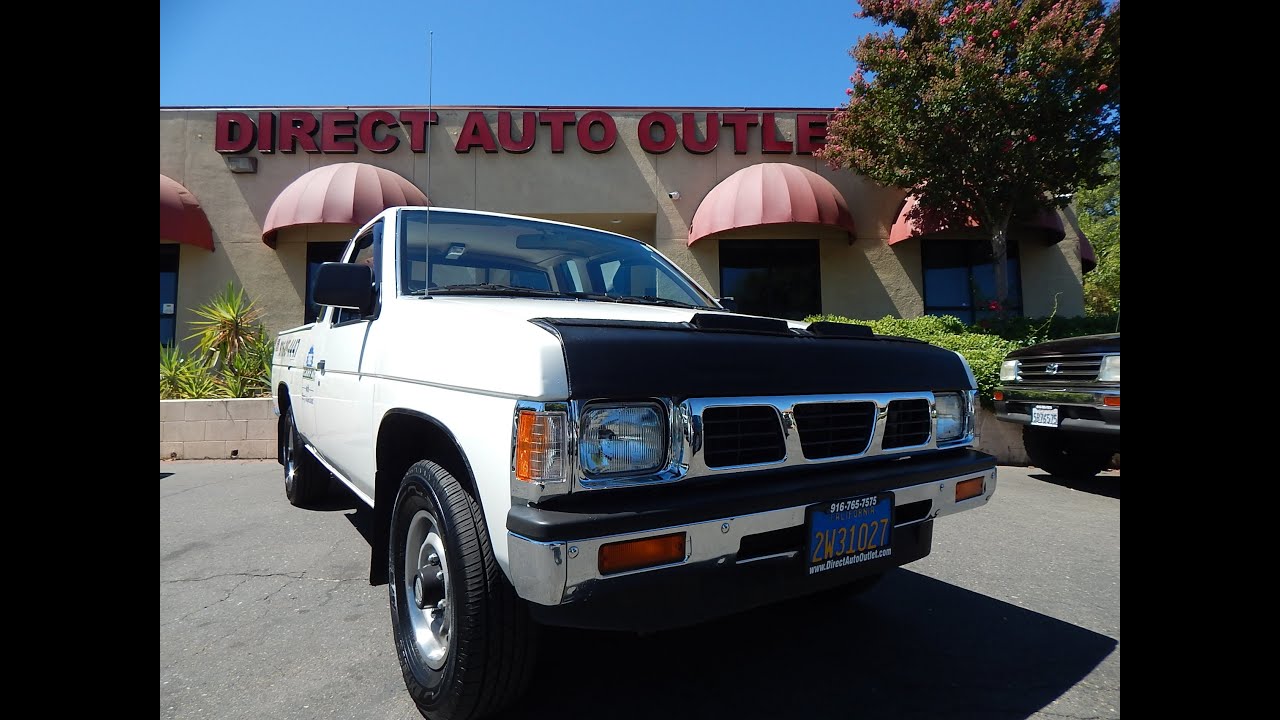 1986.5 Nissan D21 Hardbody King Cab pickup truck in depth walk around ...