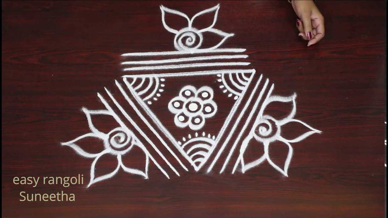 Easy triangle rangoli & kolam designs with 3dots || Latest muggulu ...