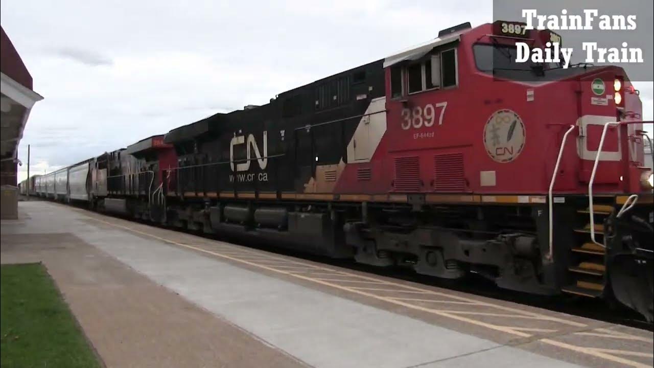 Manifest Train CN M301 With CN 3897 & CN 2842 Locomotives Strathroy Sub - YouTube