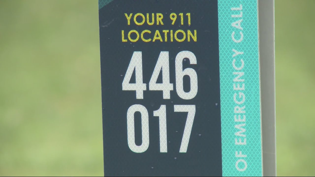 Des Moines Parks and Recreation Adds Emergency Checkpoint Signs to ...