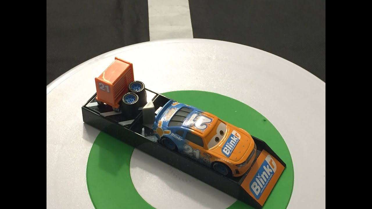 Disney Pixar Cars 3 Speedy Comet with Launcher (Blinkr #21) - YouTube