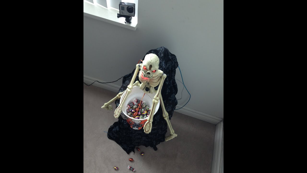 Halloween Automated Trick-or-Treat Dispenser - YouTube