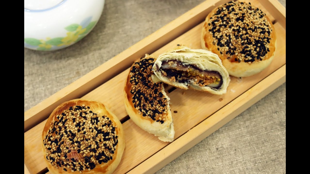 Thermomix® Singapore Tutorial 3Q Mooncakes with Sabrina and Augustina - YouTube